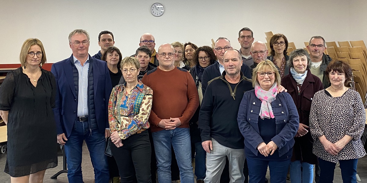 La médaille du travail pour 18 salariés de l’entreprise Guyader ...